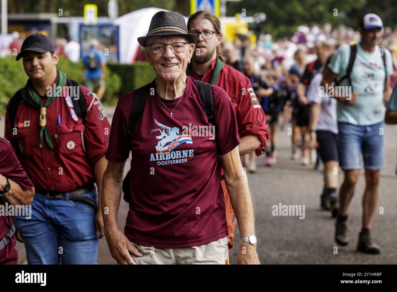 OOSTERBEEK - Participants walk the largest one-day hike in the world ...