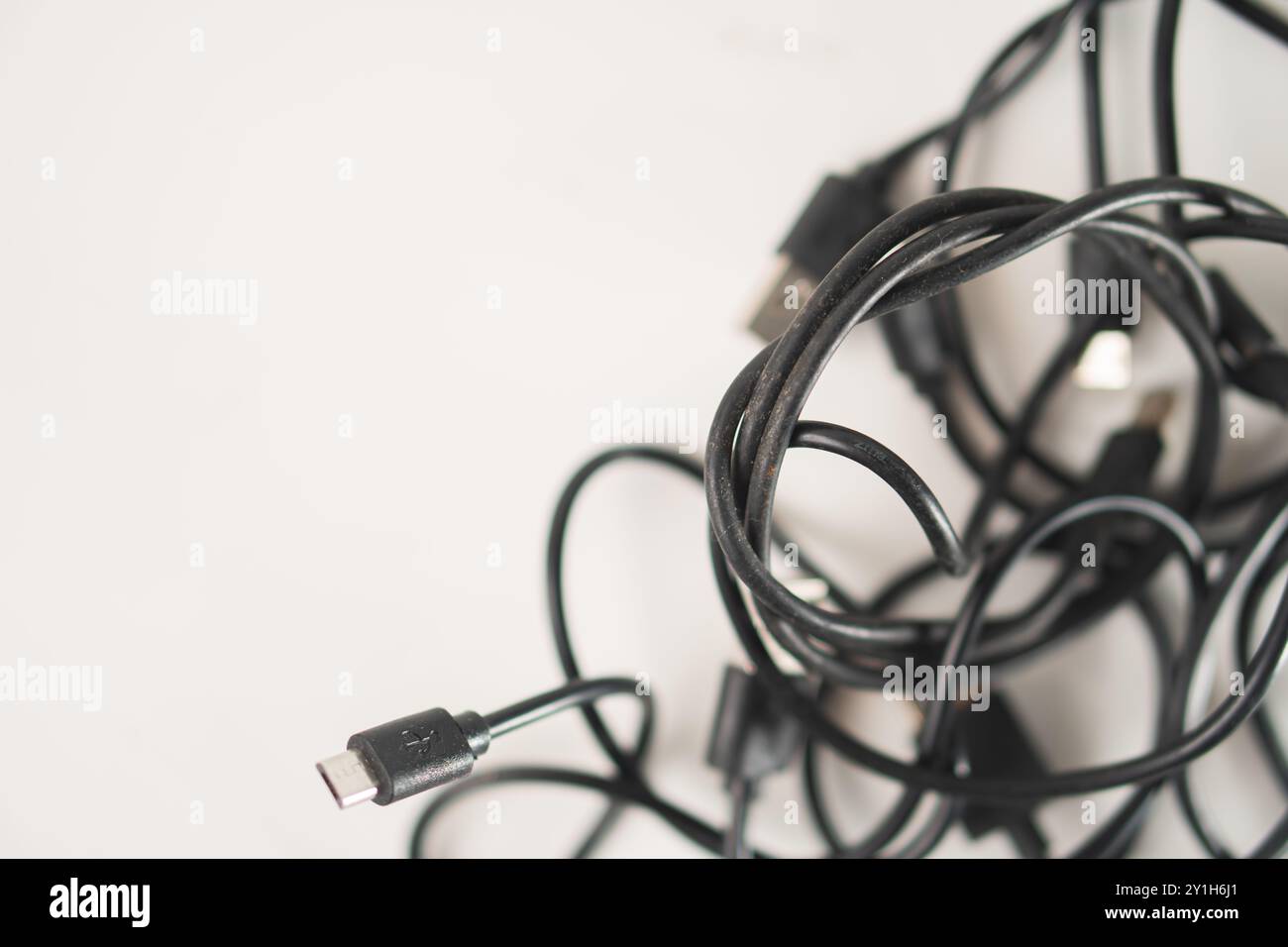 Background steel tangled metal hi-res stock photography and images - Alamy