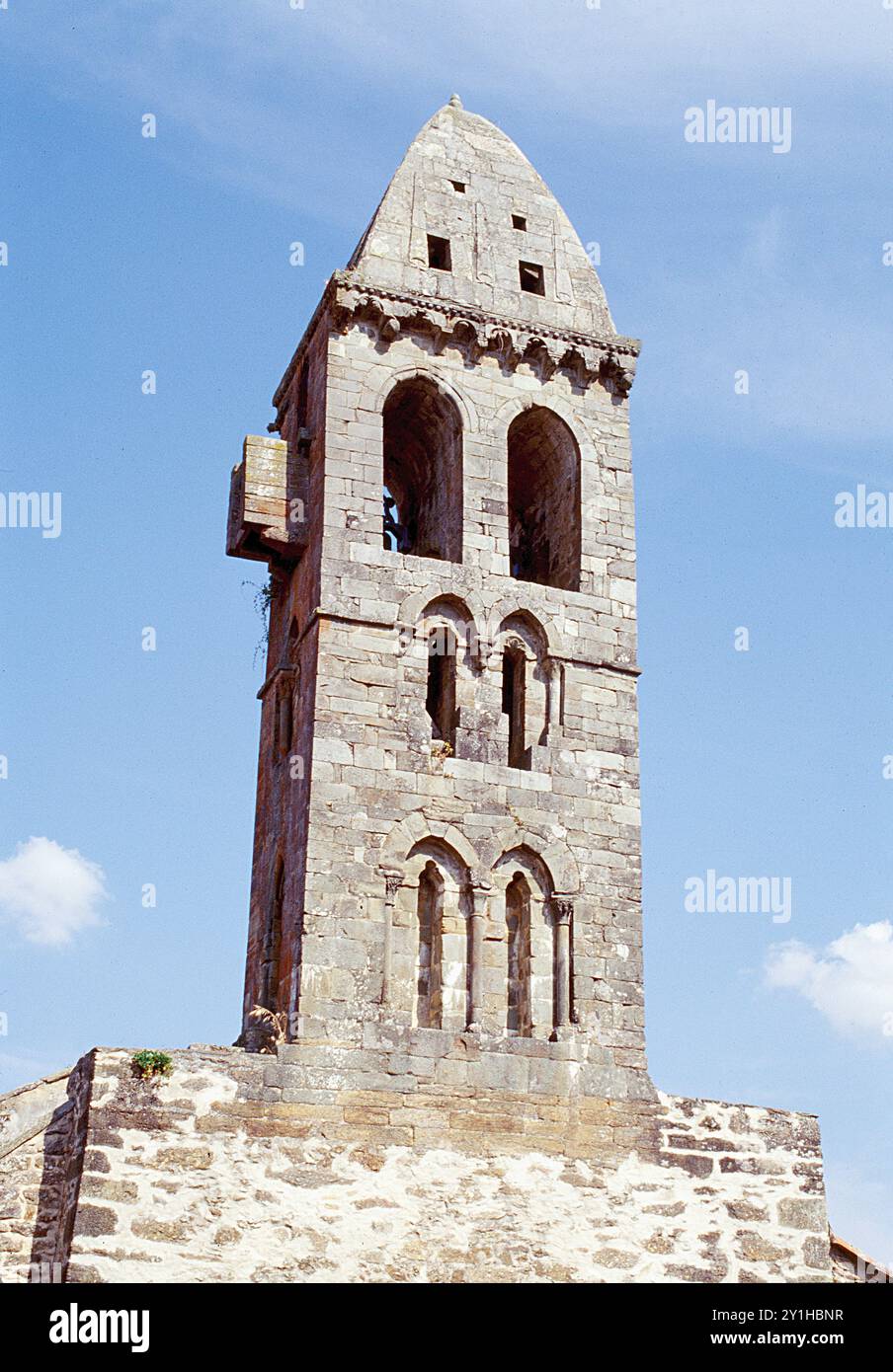 Romanesque churches of the province of zamora hi-res stock photography ...