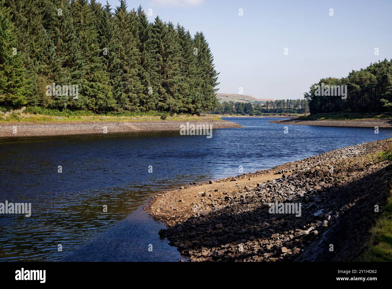 Wooded views on the Turton and Entwistle Reservoir Stock Photo - Alamy