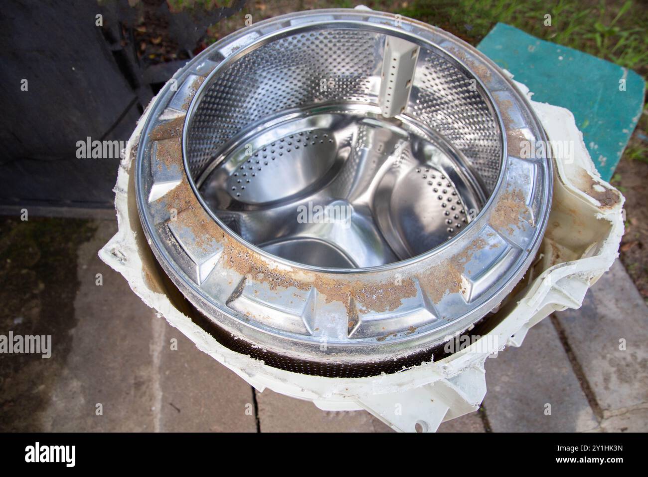 Disassembling the washing machine drum to replace the cross. Washing ...