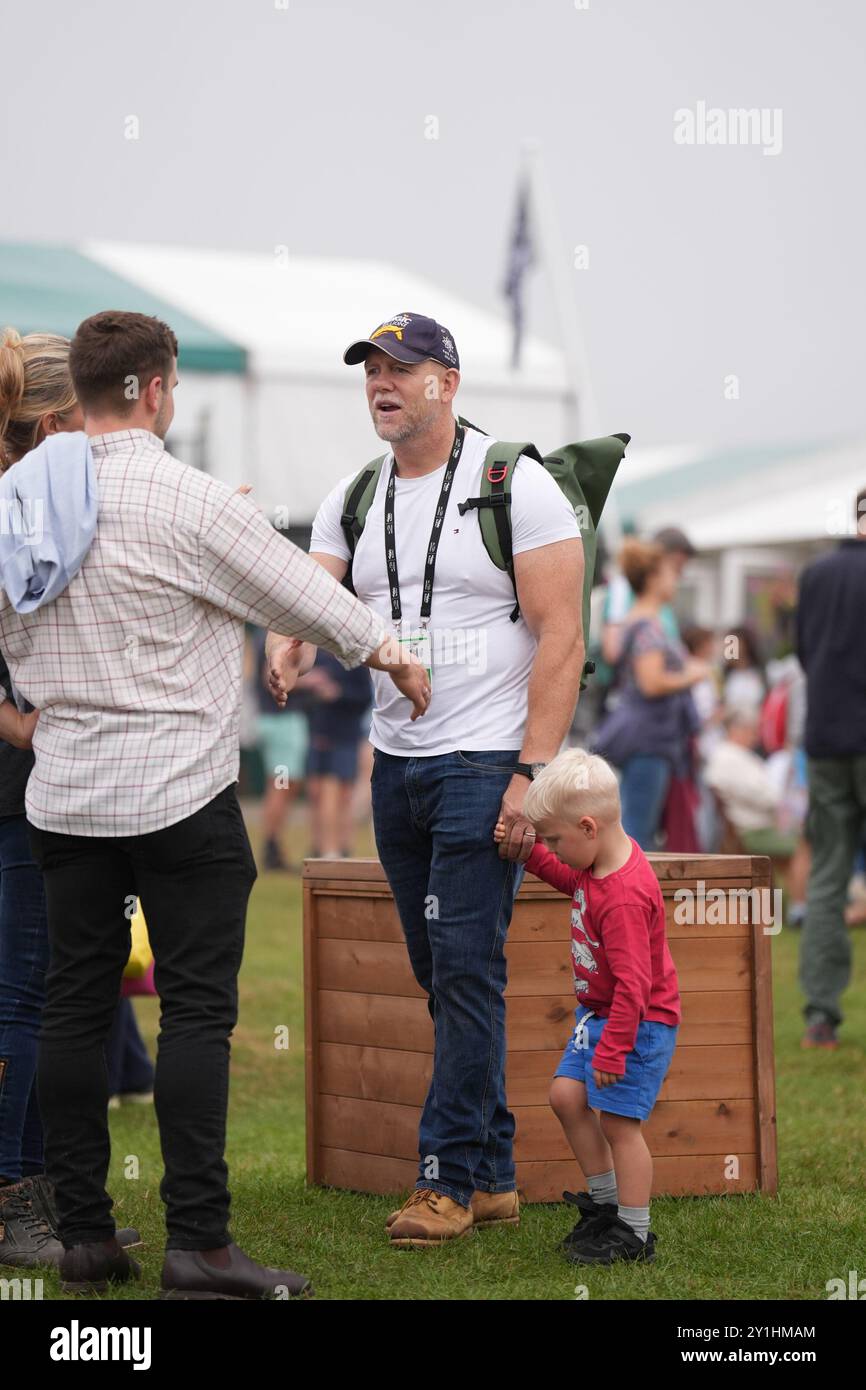 Mike Tindall with his son Lucas at the Defender Burghley Horse Trials ...