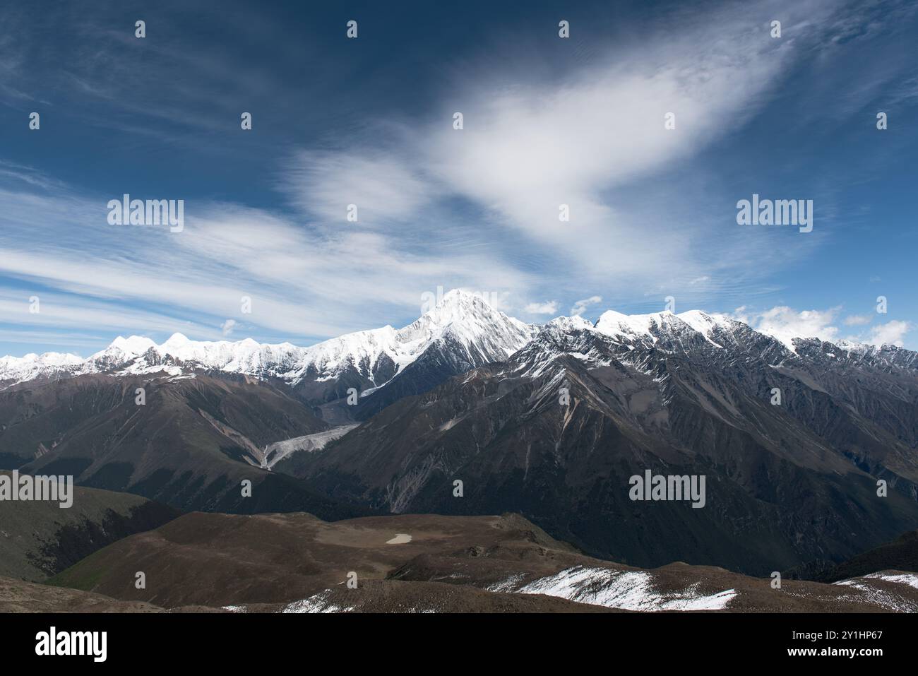 Minya Konka (Mount Gongga, Tibetan Snow Mountain) - in Sichuan Province ...