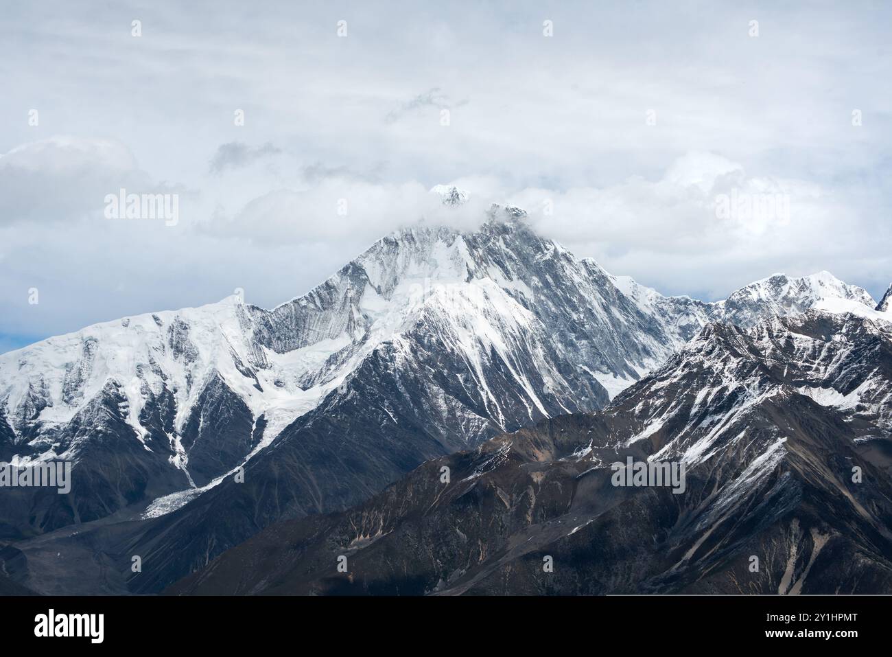 Minya Konka (Mount Gongga, Tibetan Snow Mountain) - in Sichuan Province ...