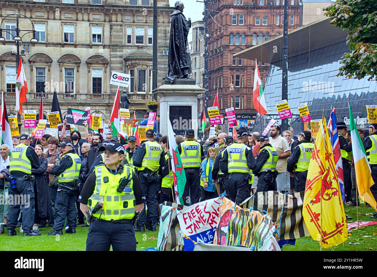 Facist hi-res stock photography and images - Alamy