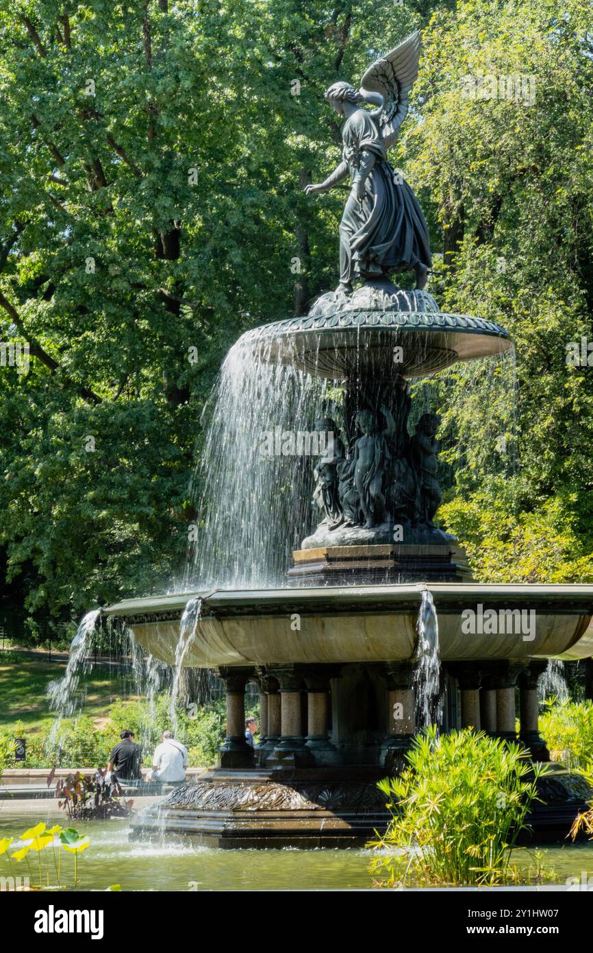Bethesda Plaza in Central Park features Angel of the Waters Fountain ...