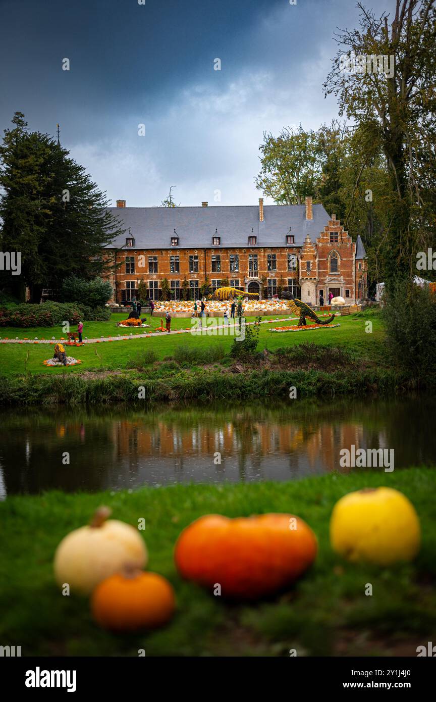 Happy Halloween. It's beggining to smell a lot like pumkins. Belgian ...