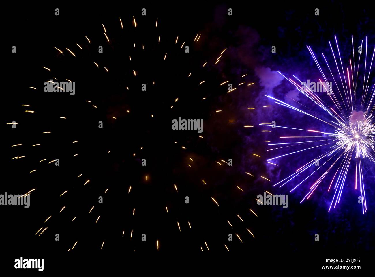 Firework texture hi-res stock photography and images - Alamy