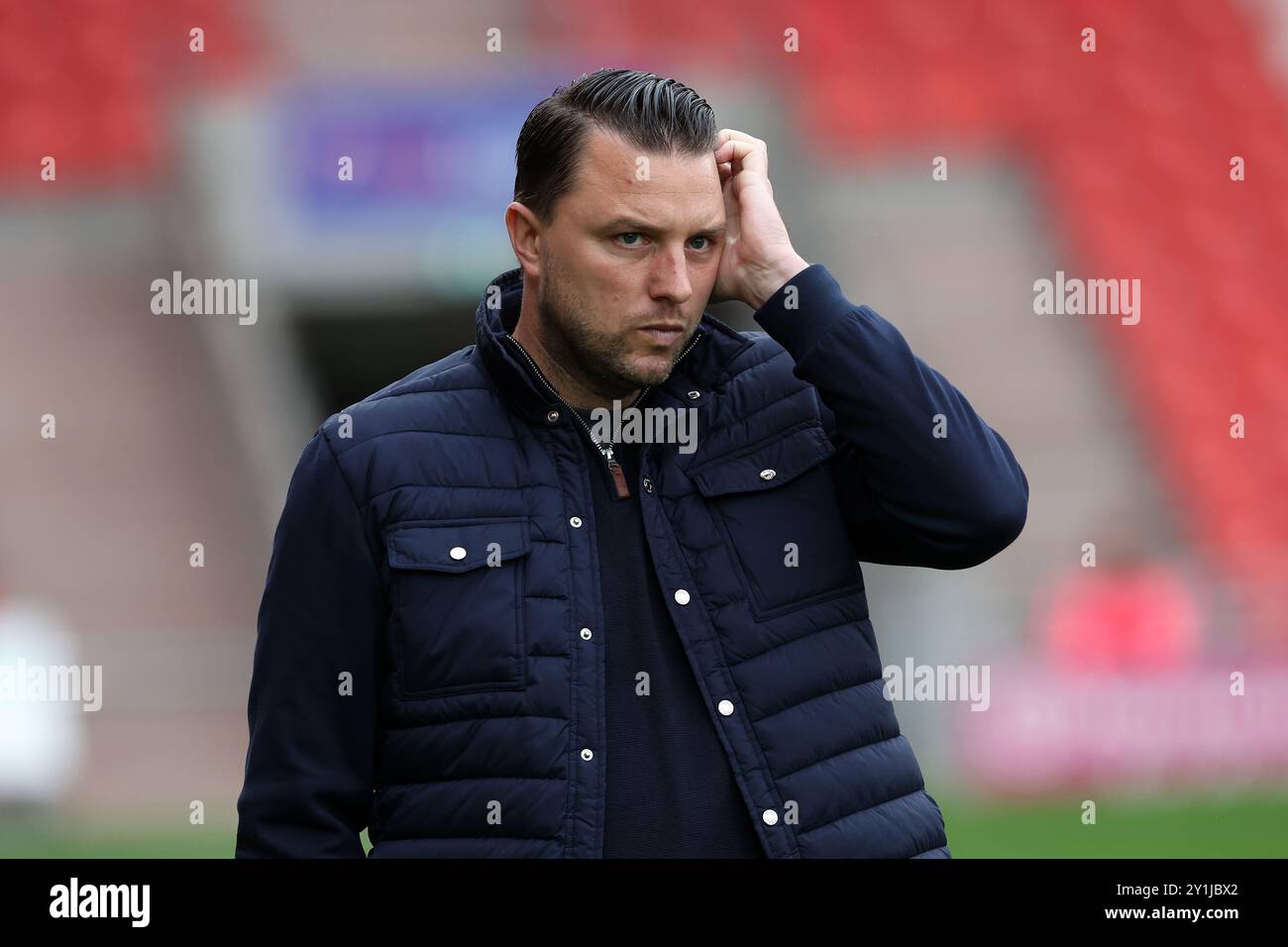 Mark bonner gillingham hi-res stock photography and images - Alamy