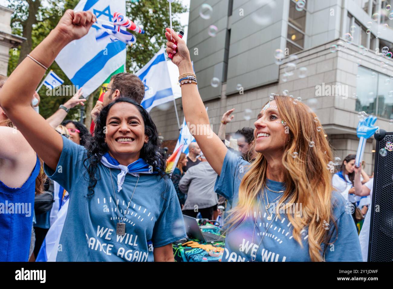 Israeli embassy london uk hi-res stock photography and images - Alamy