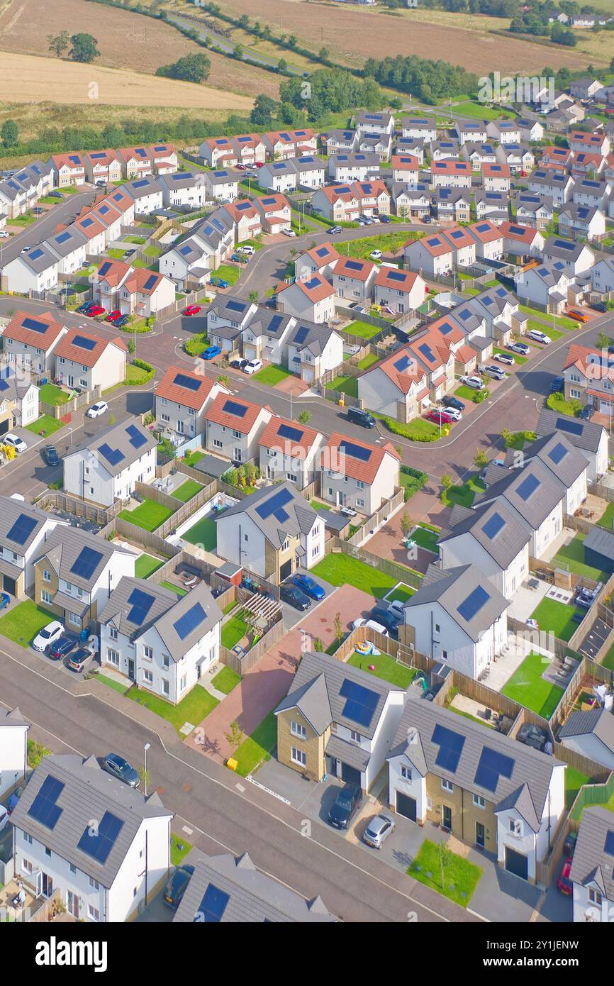 New housing development at Dargavel in Bishopton Stock Photo - Alamy