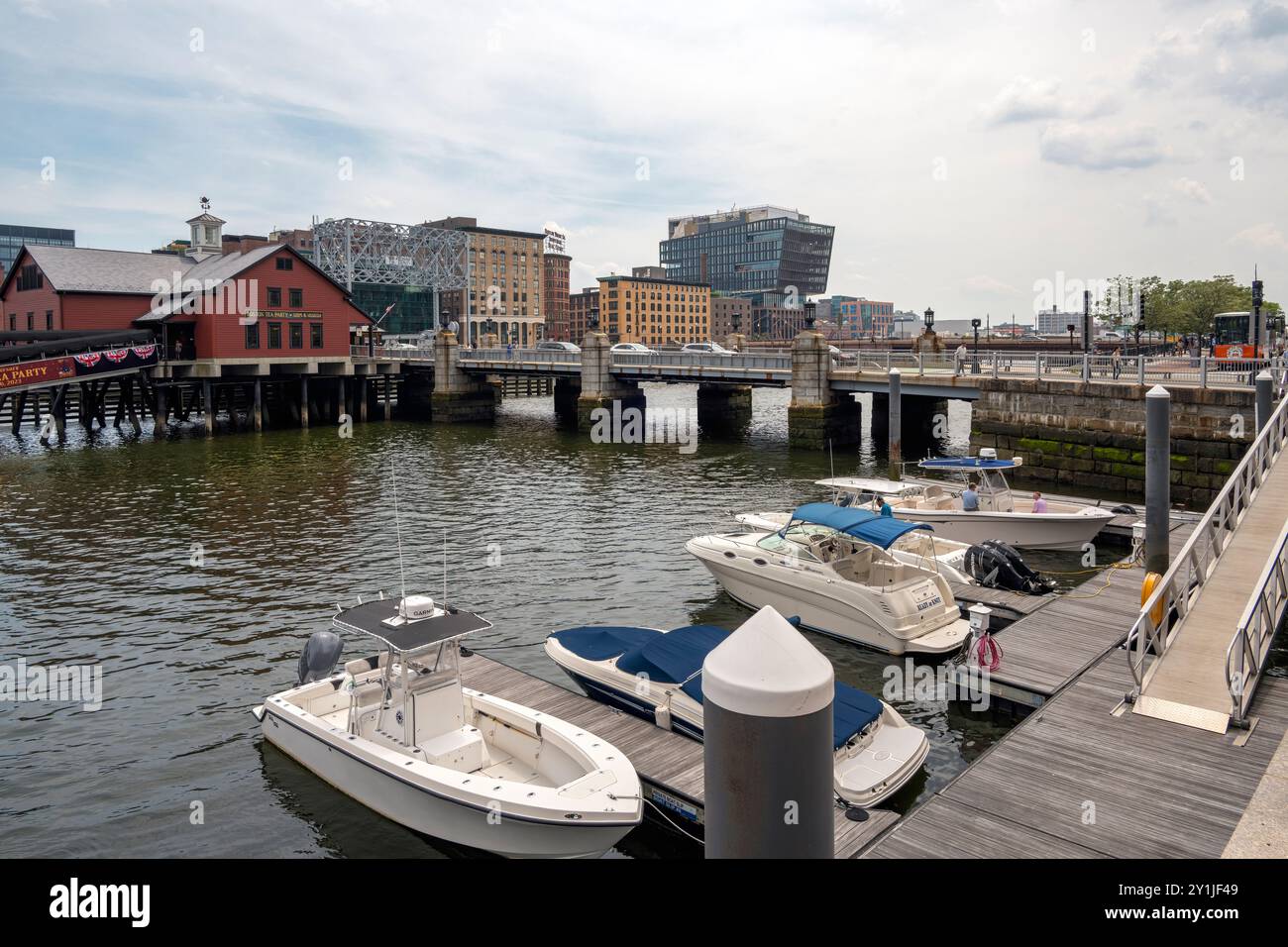 Boston skyline with Longfellow bridge Stock Photo - Alamy