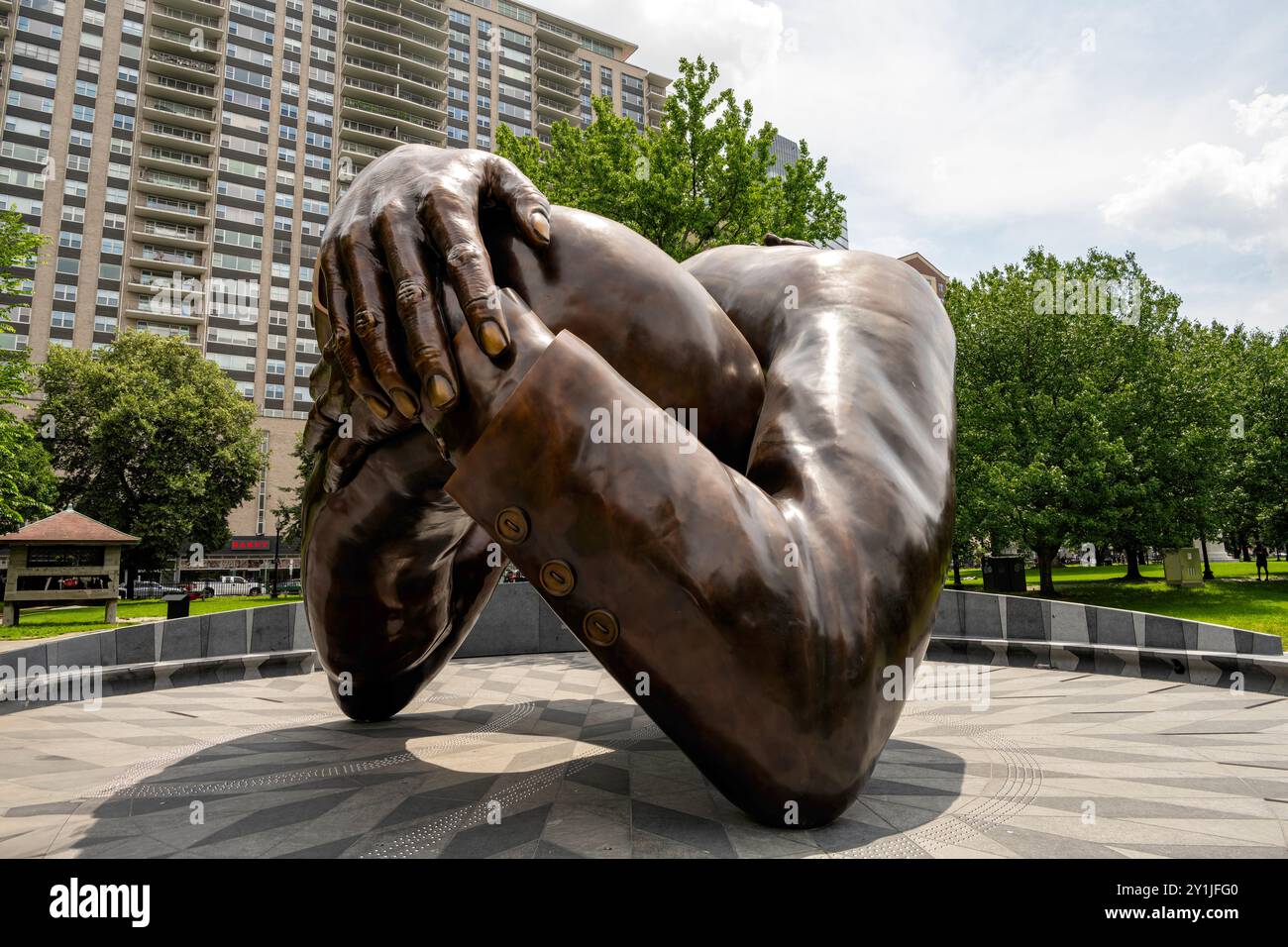 The Embrace sculpture in the Boston Common park honoring Dr. Martin ...