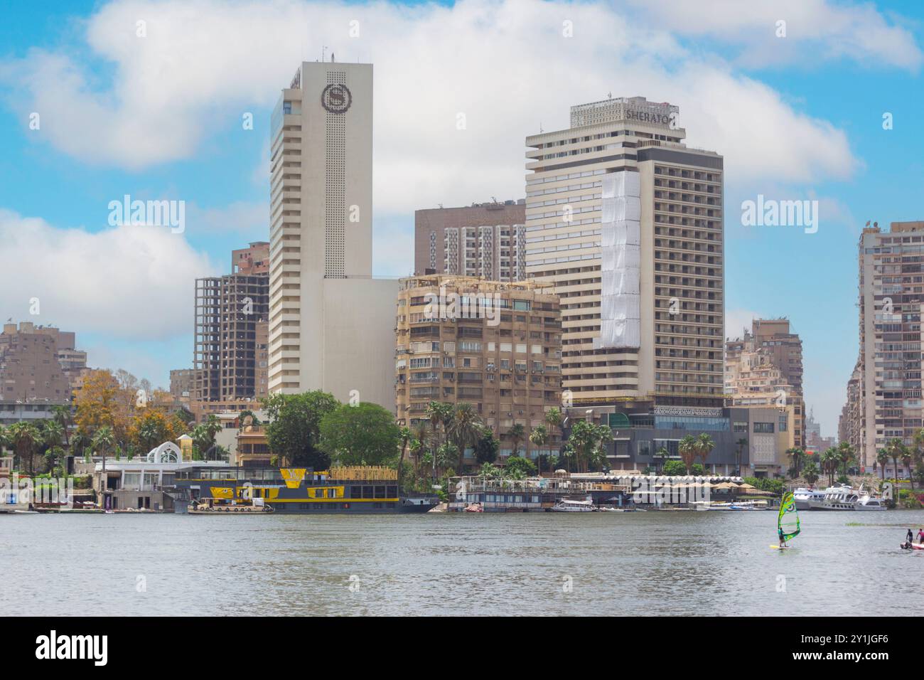Nile River, Cairo, Egypt. The Sheraton Hotel Stock Photo - Alamy