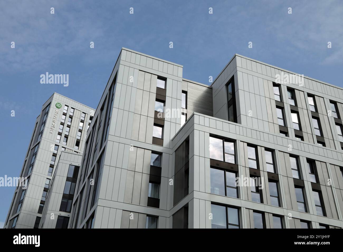 High rise student housing hi-res stock photography and images - Alamy