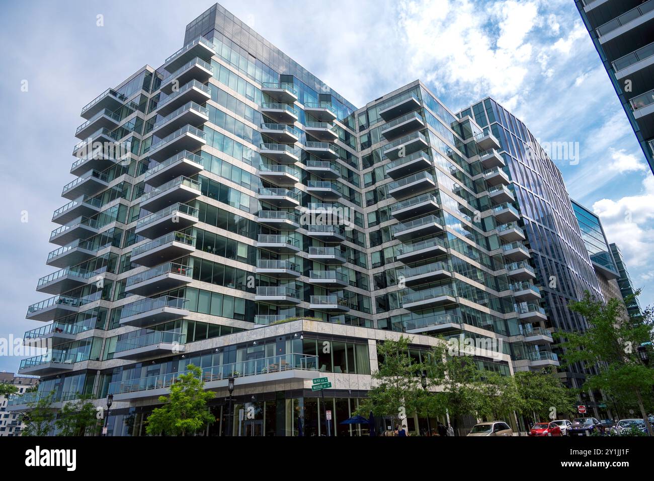 Unit buildings hi-res stock photography and images - Alamy