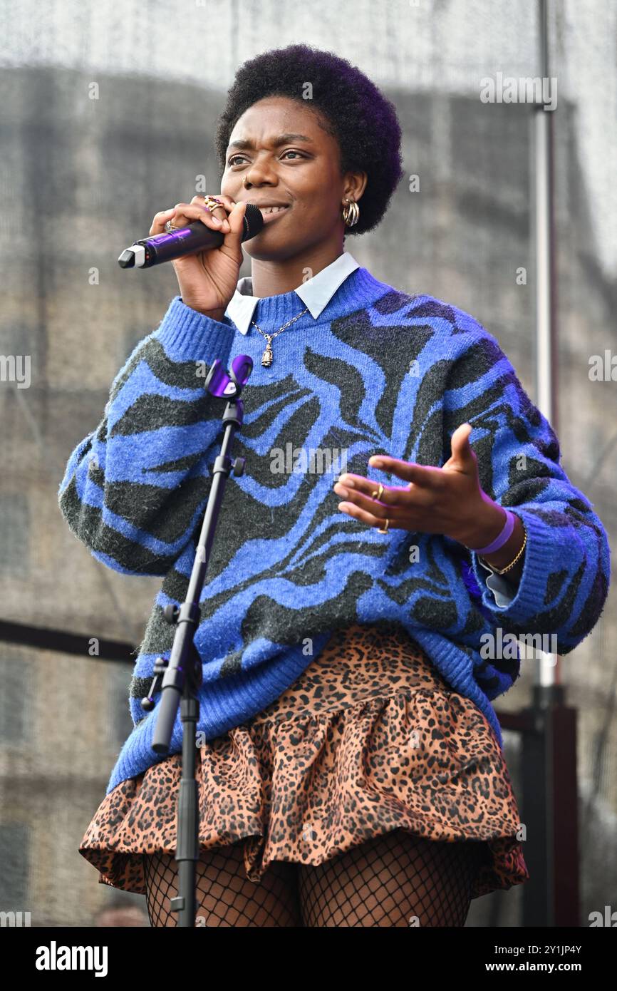 LONDON, UK. 7th Sep, 2024. Krar Collective and singer Shingai performs ...
