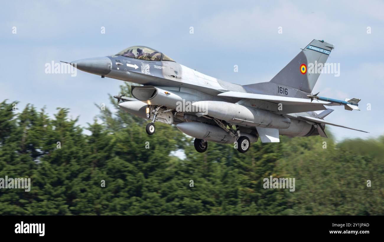 Romanian Air Force - Lockheed Martin F-16 Fighting Falcon F-16AM ...