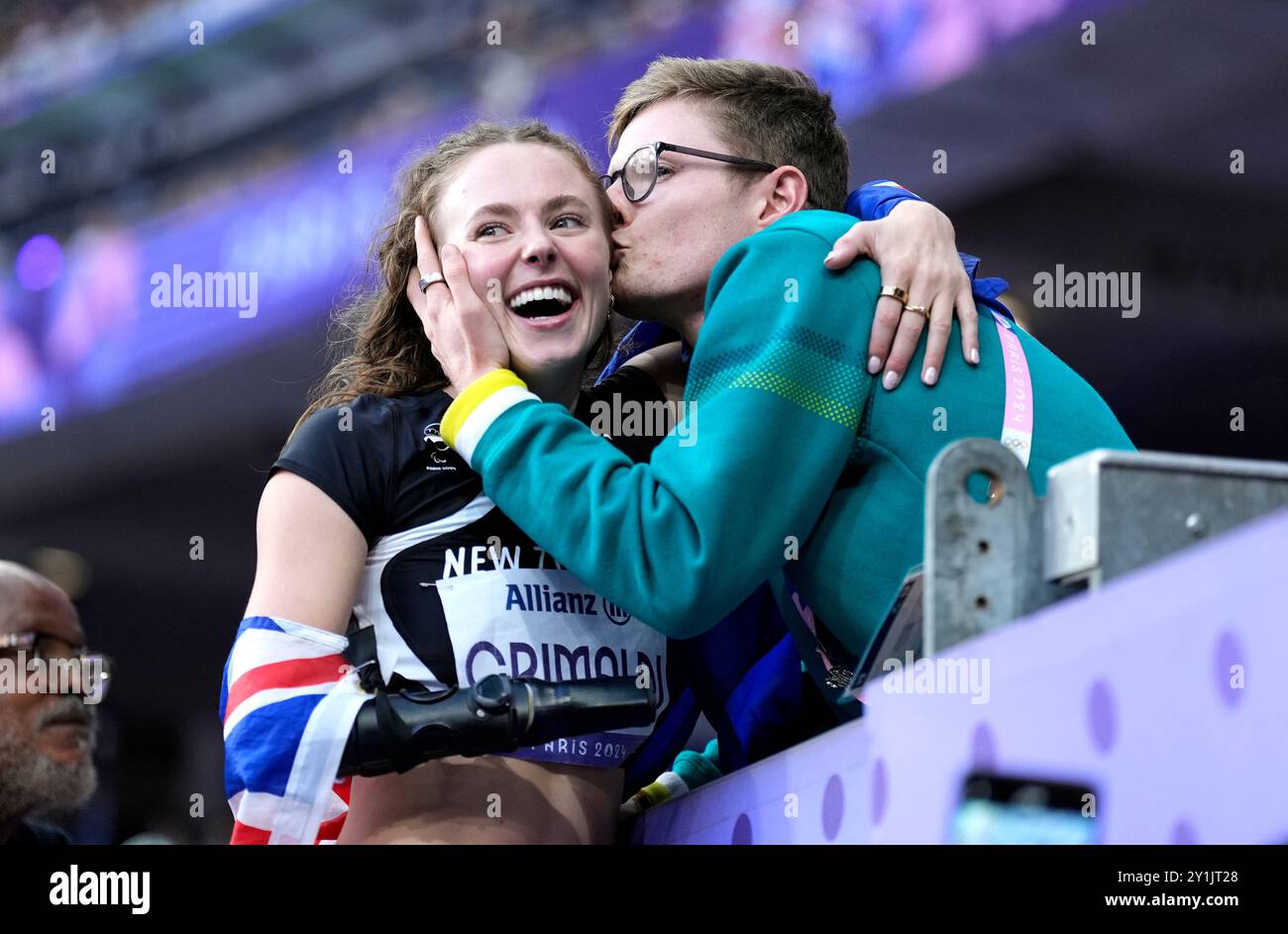 New Zealand's Anna Grimaldi celebrates winning gold in the Women's 200m ...