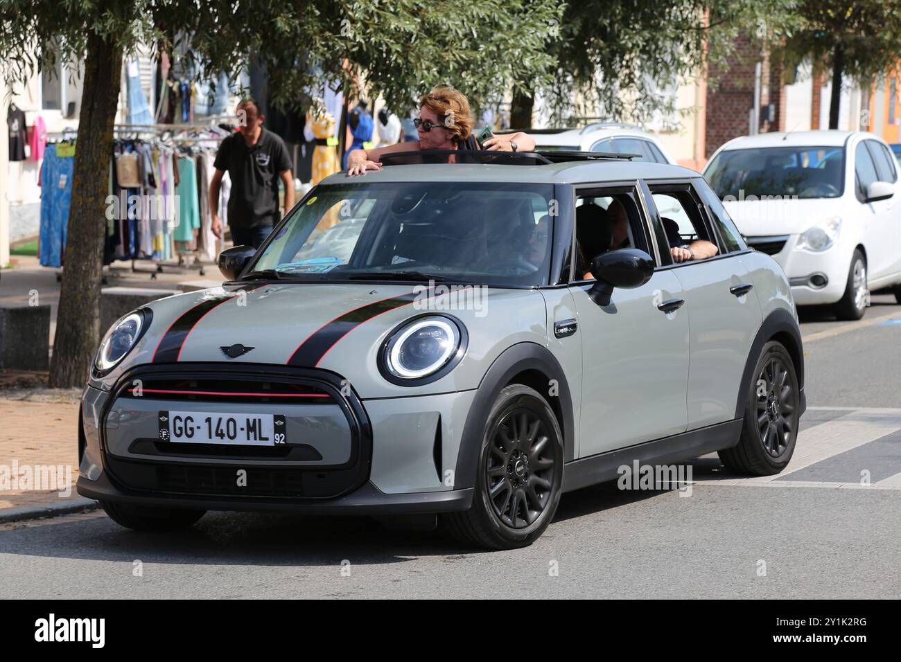 Rassemblement de Minis (Mini Gathering/Parade), Fort Mahon Plage, Côte ...