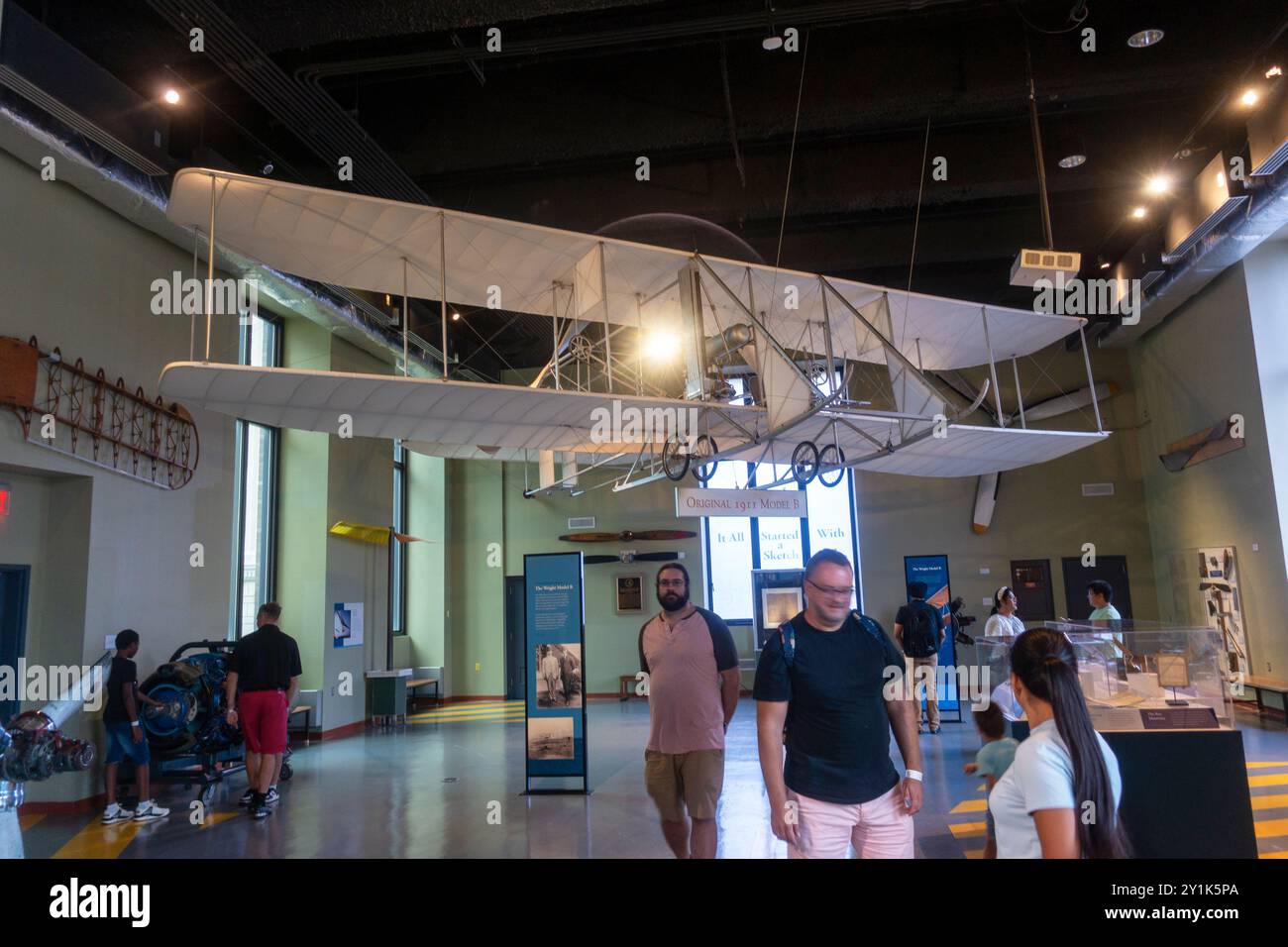 Air show 1911 wright model b flyer airplane original hanging hi-res ...