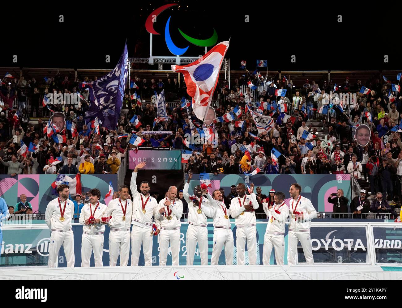 France players celebrate winning the blind football gold medal match at ...