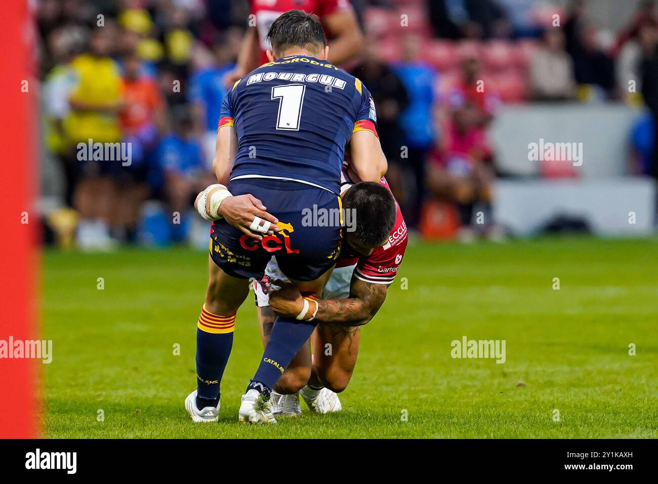 Bone crunching hi-res stock photography and images - Alamy