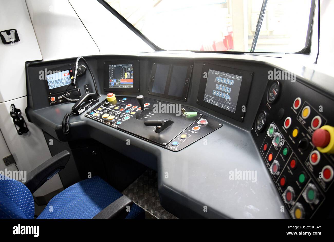 Transverse seating hi-res stock photography and images - Alamy