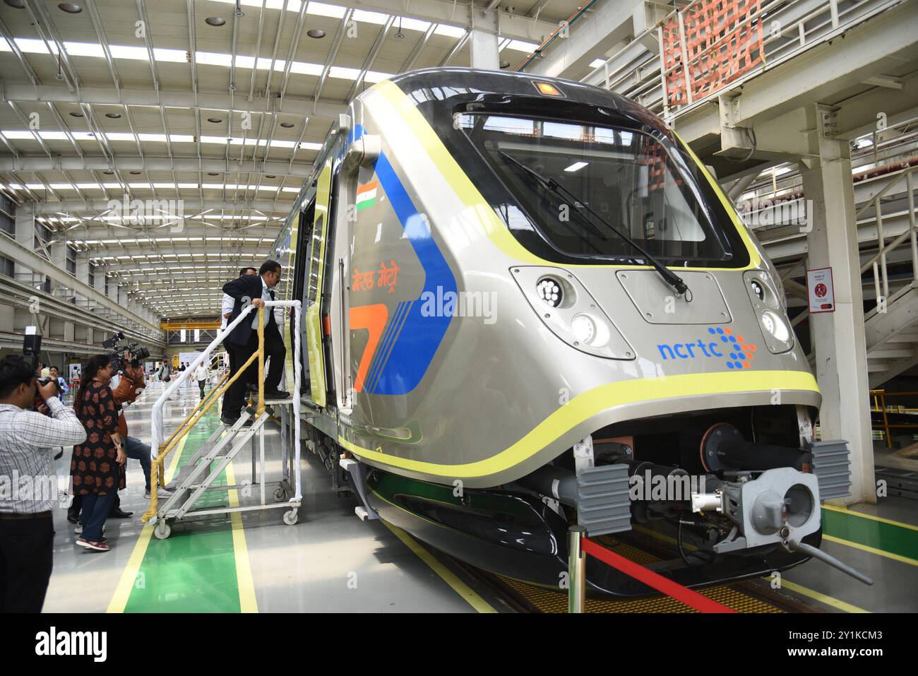 Transverse seating hi-res stock photography and images - Alamy