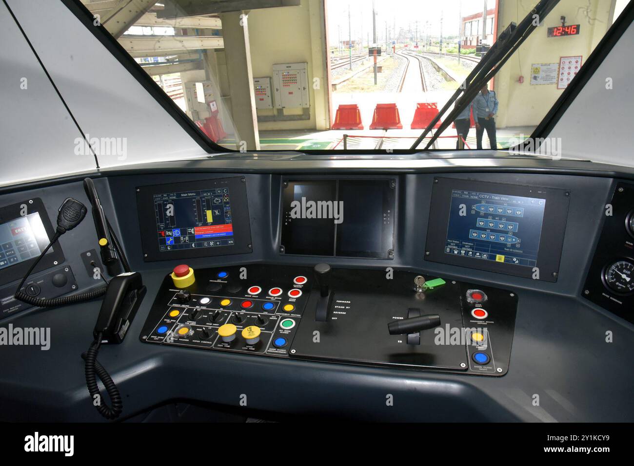 Transverse seating hi-res stock photography and images - Alamy