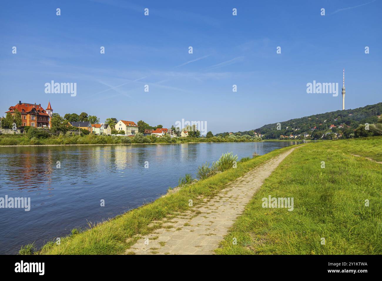 Elbe cycle track dresden hi-res stock photography and images - Alamy