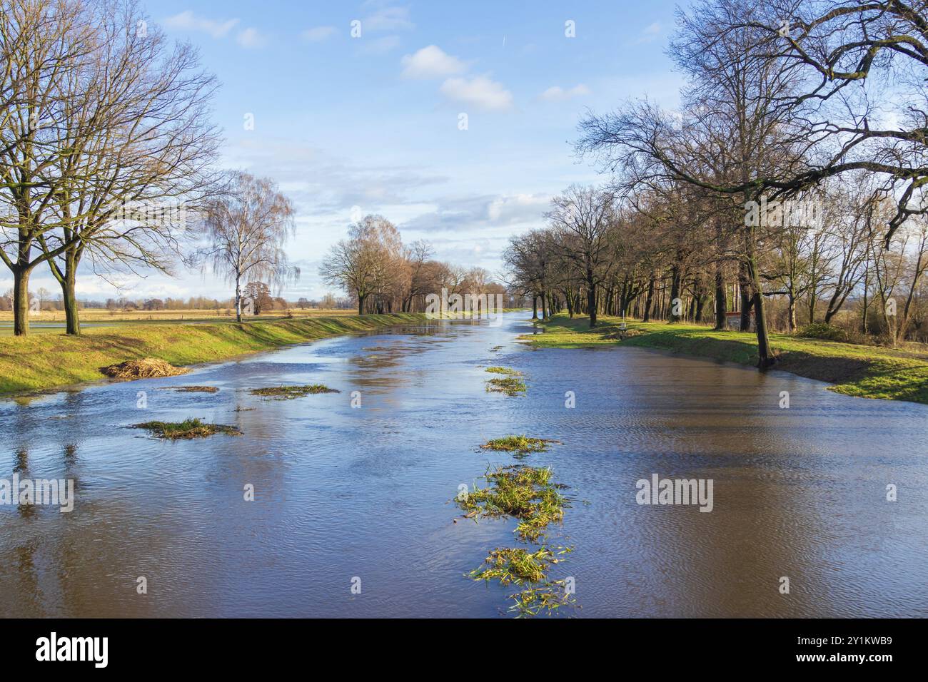 Flood embankments hi-res stock photography and images - Alamy