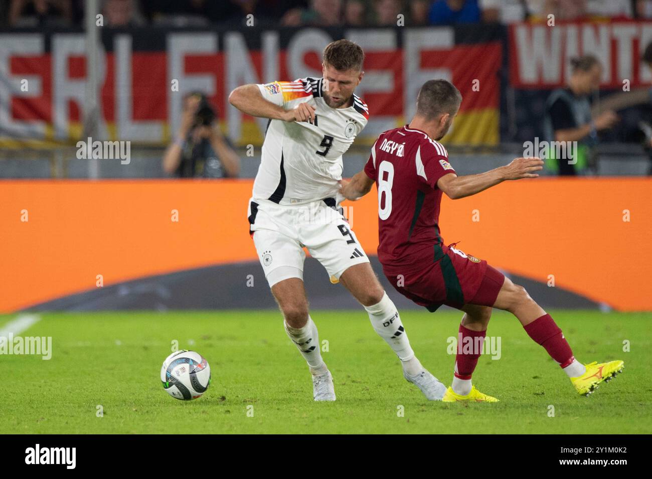 Niclas FUELLKRUG FüllkrugGER gegen NAGY Adam HUN, Aktion, Zweikampf ...
