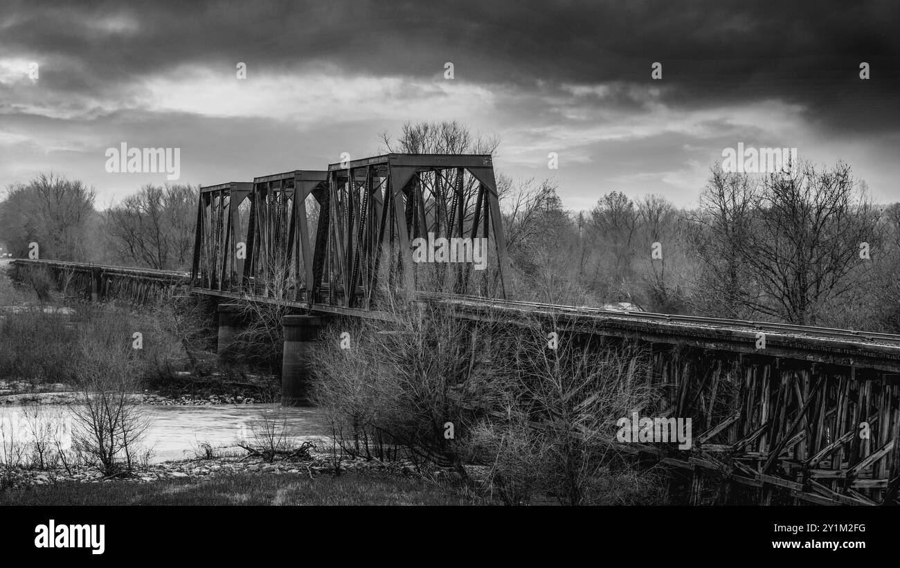 Rustic railroad bridge Black and White Stock Photos & Images - Alamy