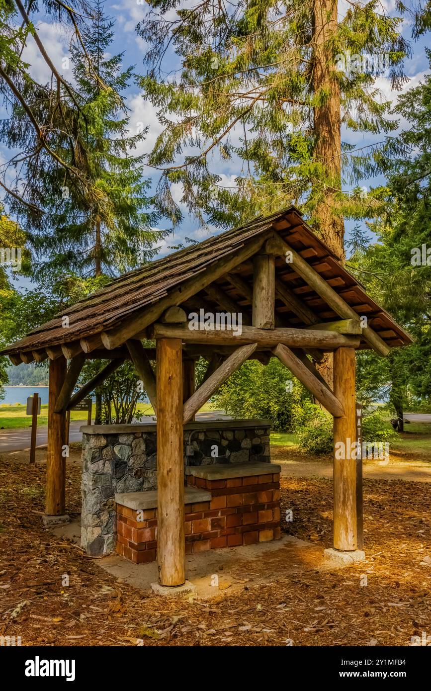 Rustic park picnic kitchen built by the Civilian Conservation Corps in ...