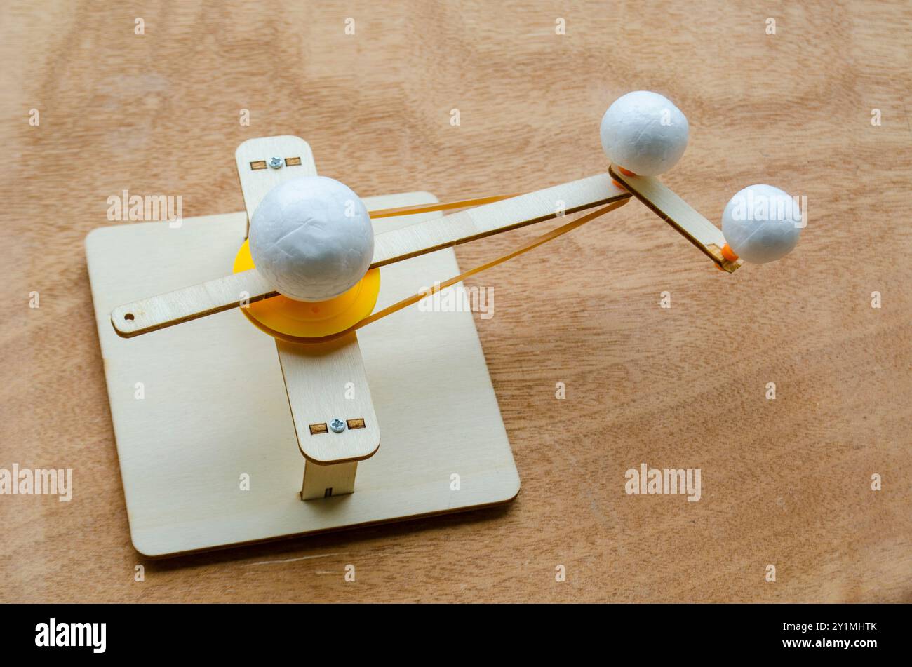 Do It Yourself Sun, Earth and Moon Orbit Model. Earth and DIY concept ...