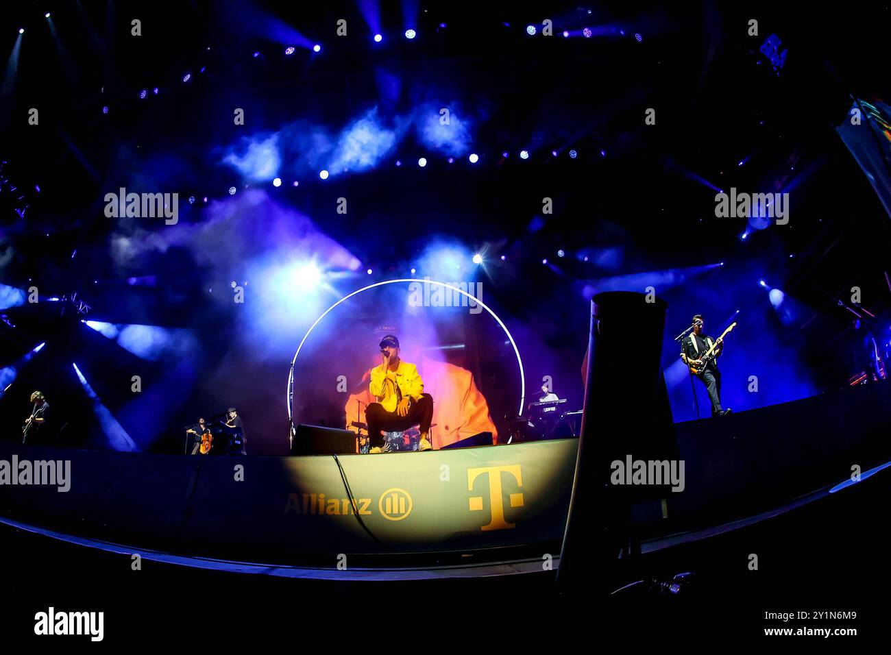 Konzert von OneRepublic, at Lollapalooza Berlin, Olympiastadion ...