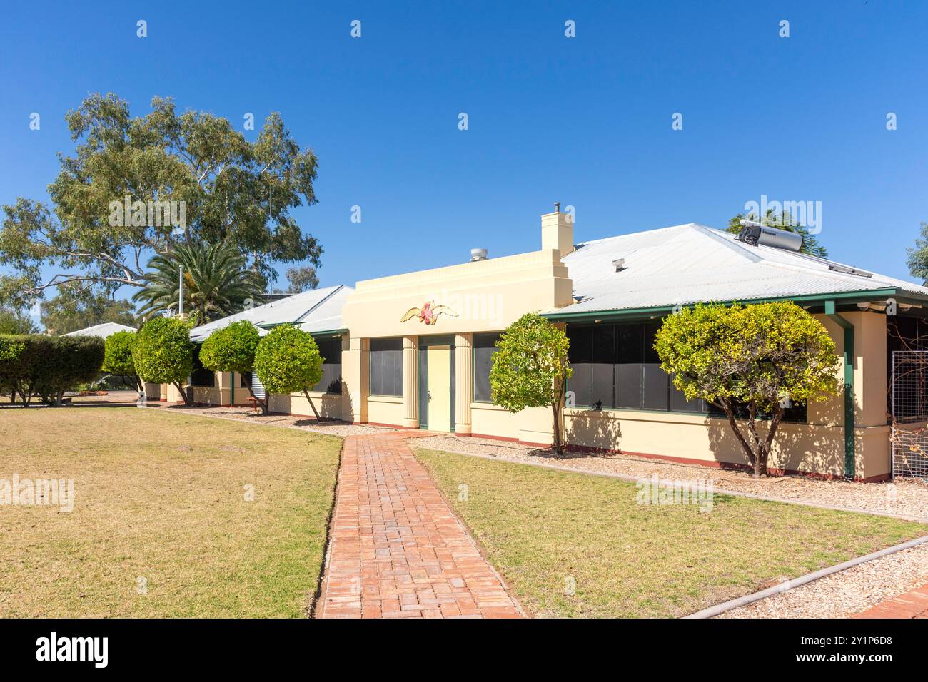 Royal Flying Doctor Service building, Stuart Terrace, Alice Springs ...