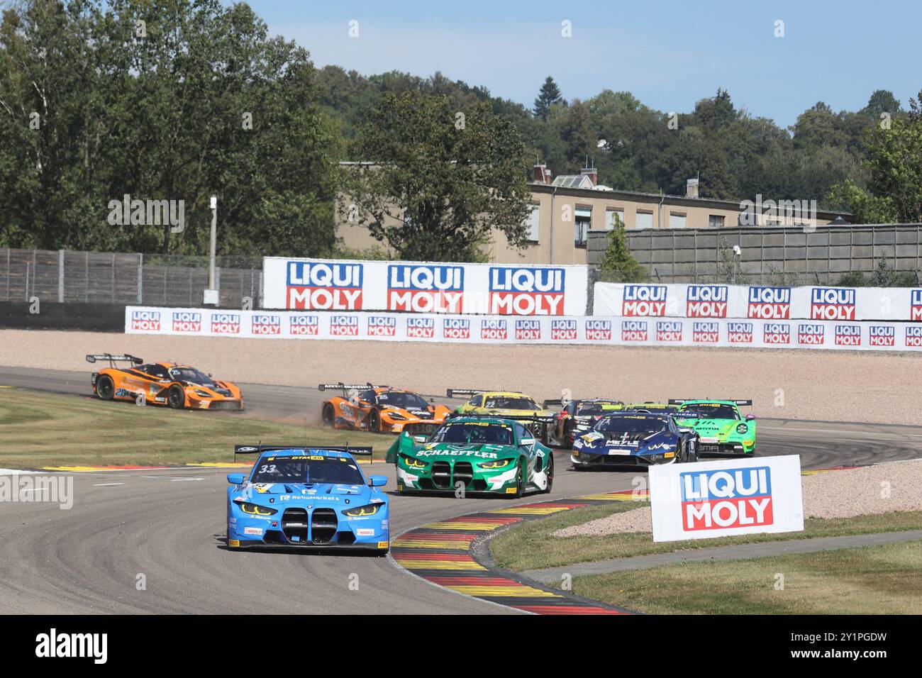 Rene Rast (DEU), #33, BMW M4 GT3, Team: Schubert Motorsport (DEU), und ...