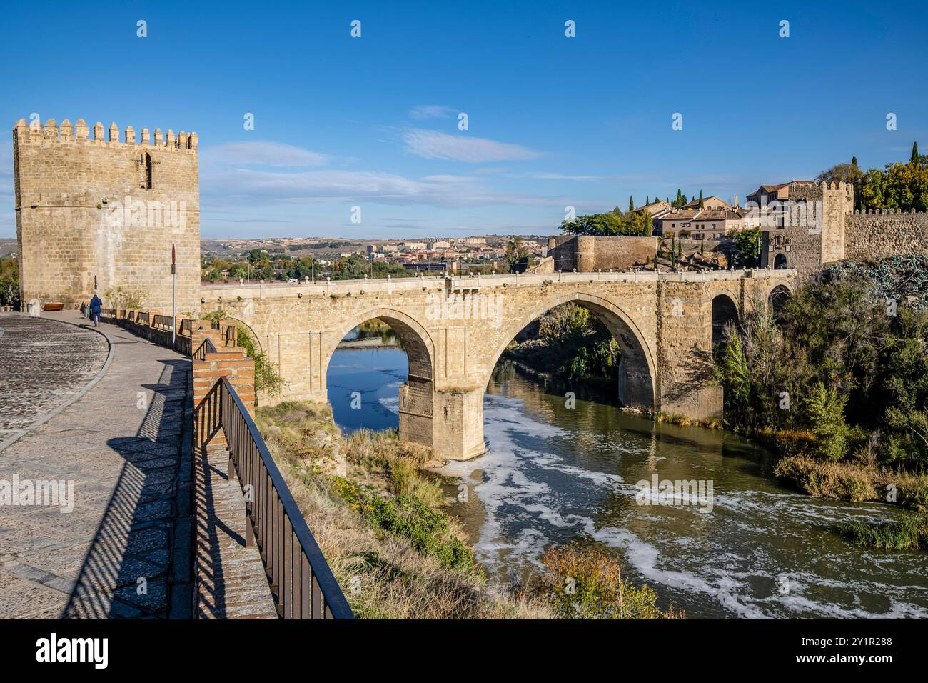 San Martín bridge, medieval bridge over the river Tagus, Toledo ...