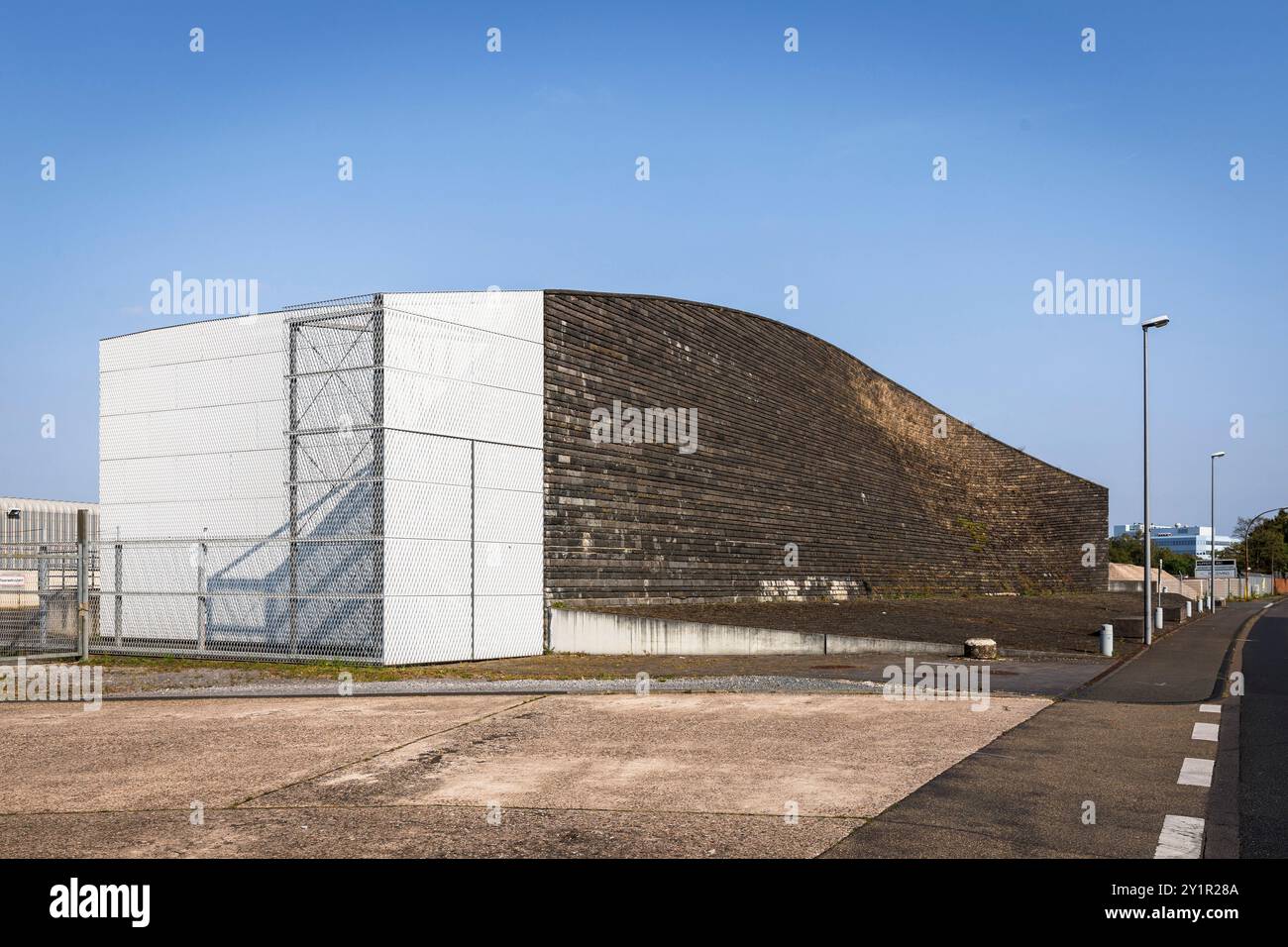 flood pumping station at the river Rhine in the district Niehl, ASTOC ...