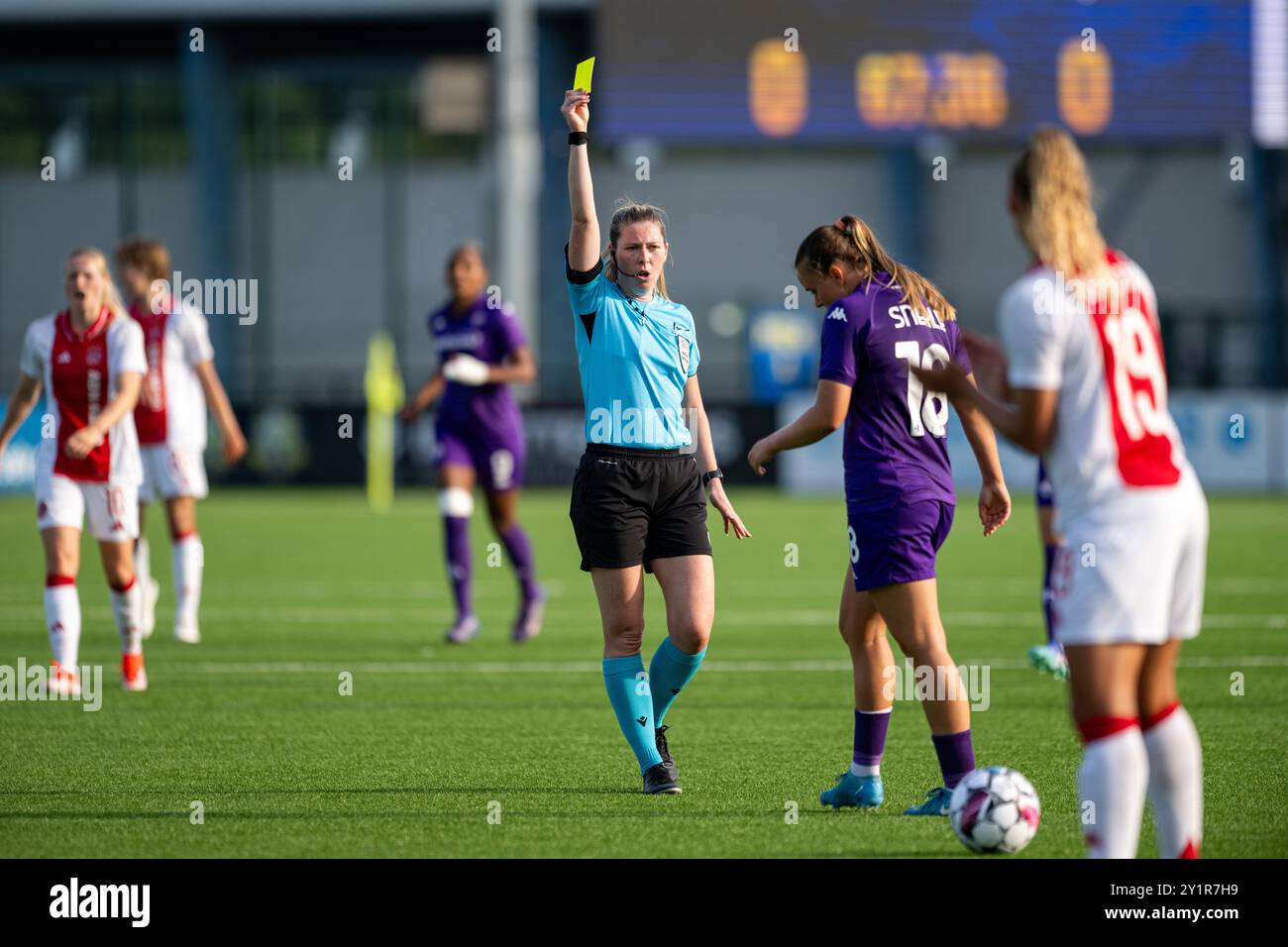 Abigail byrne 2024 hi-res stock photography and images - Alamy