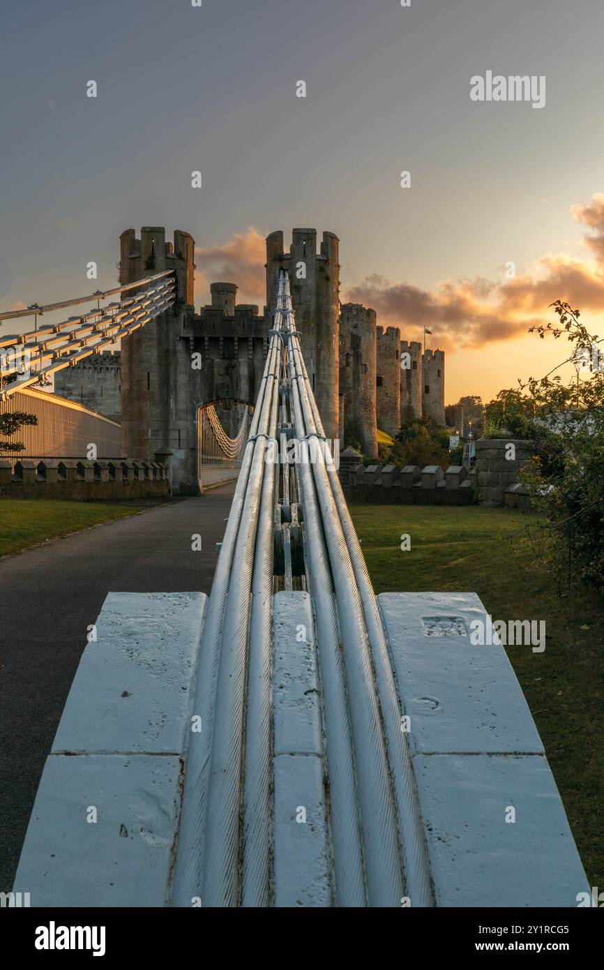 Conway/Conwy suspension bridge looking toward the castle, Conwy, Wales ...