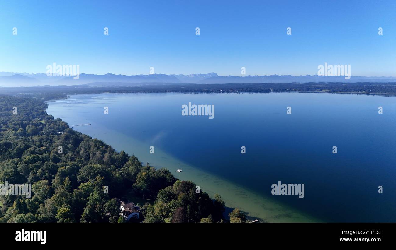 Village ambach at the starnberger see hi-res stock photography and ...