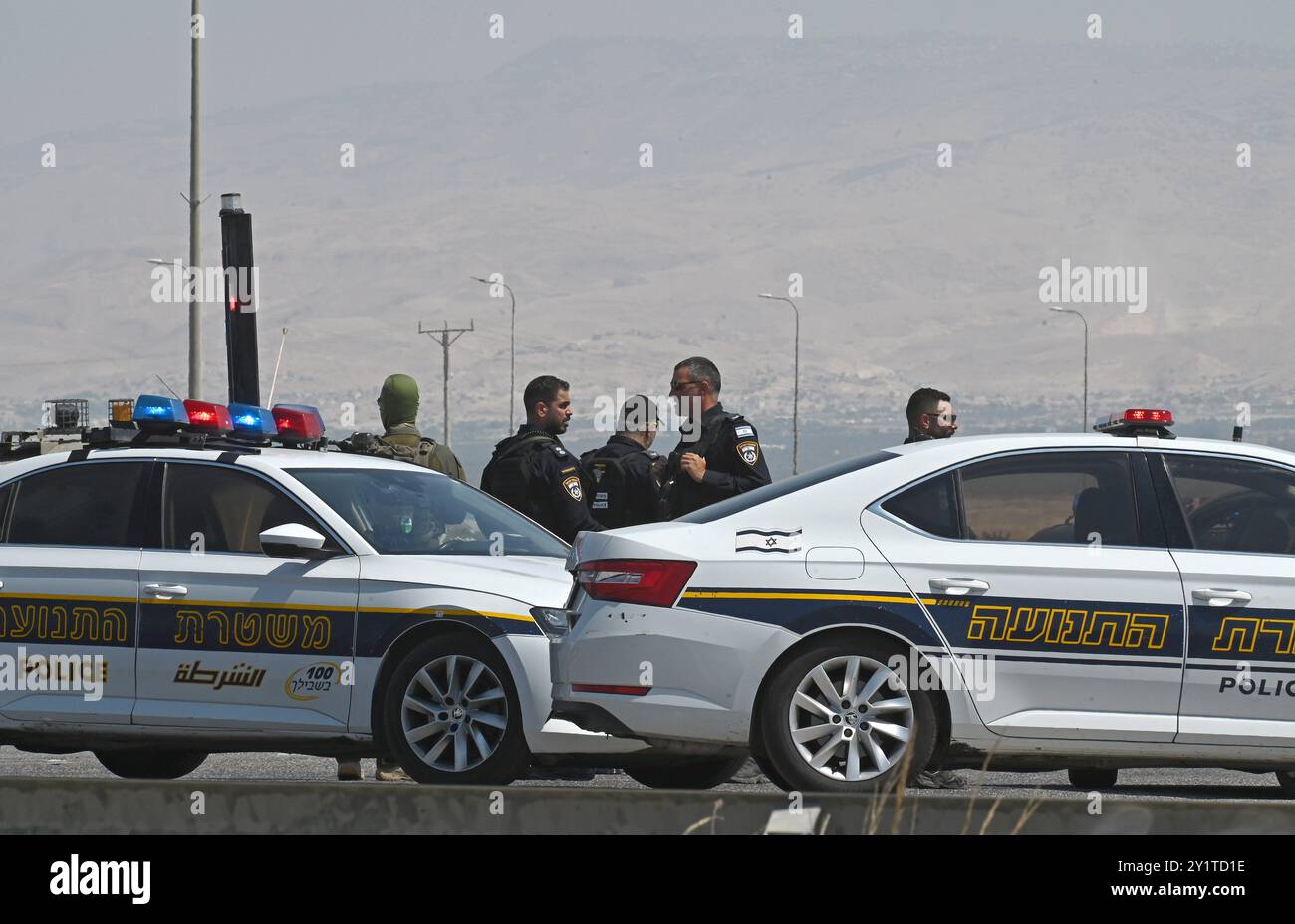 Allenby Bridge Crossing, West Bank. 08th Sep, 2024. Israeli security ...