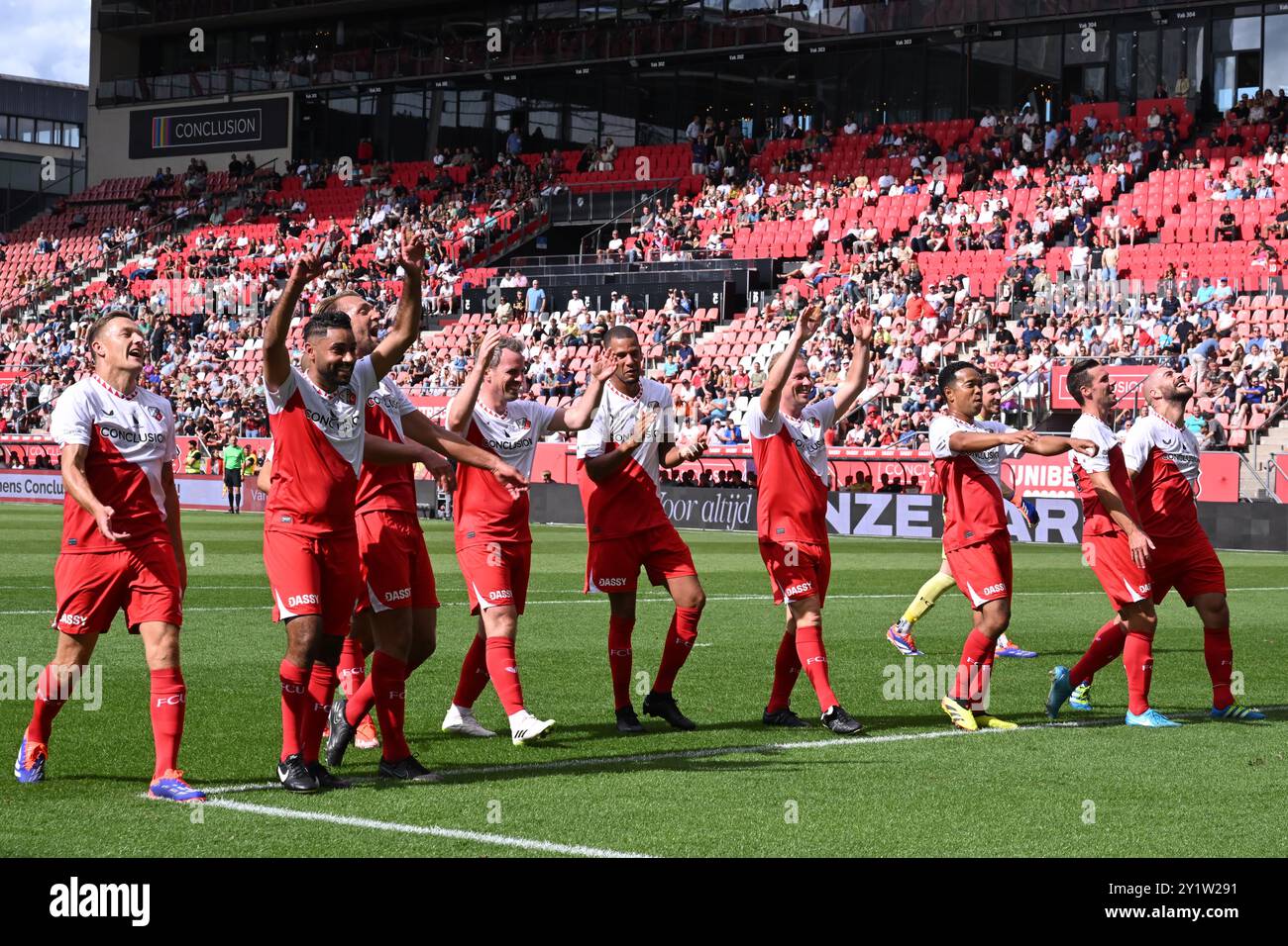 UTRECHT - Players celebrate Ruud Boymans' goal during Mark van der ...