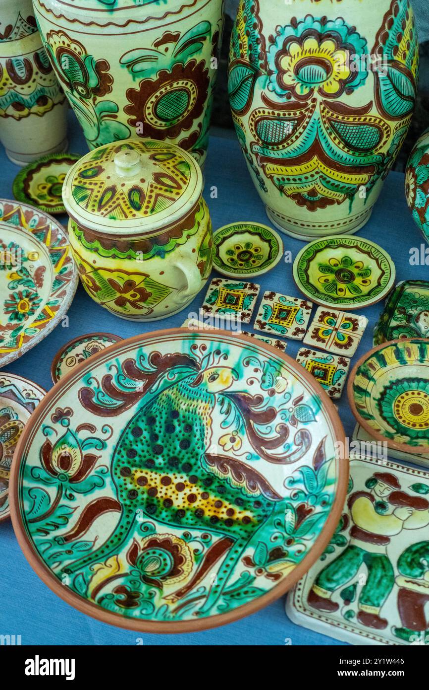 Ukrainian dishes. Clay ceramics food plate decor. Kosiv painting Stock ...