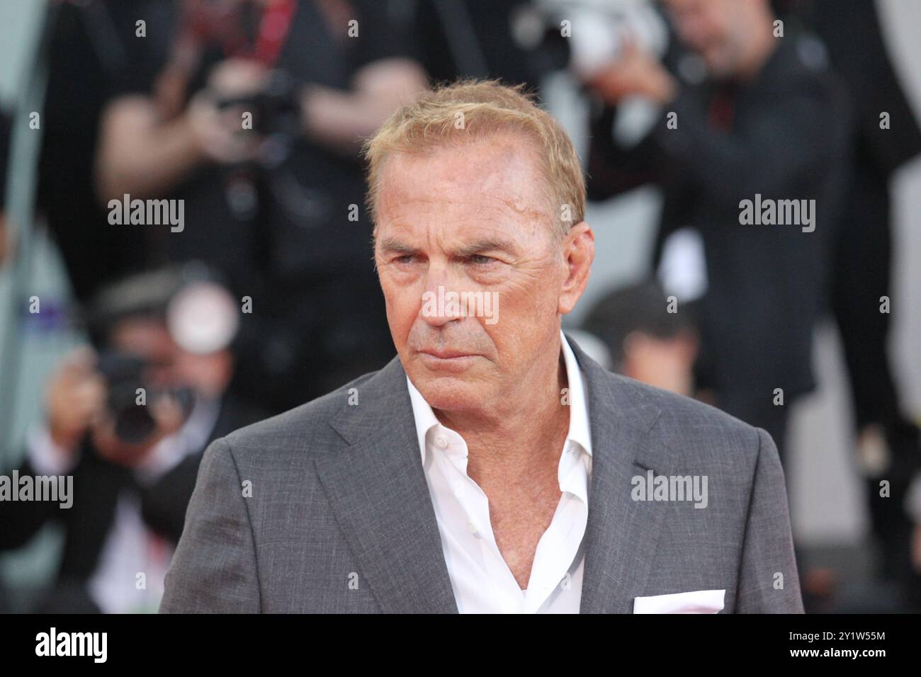 Kevin Costner red carpet finale Venice 2024 mostra del cinema di ...