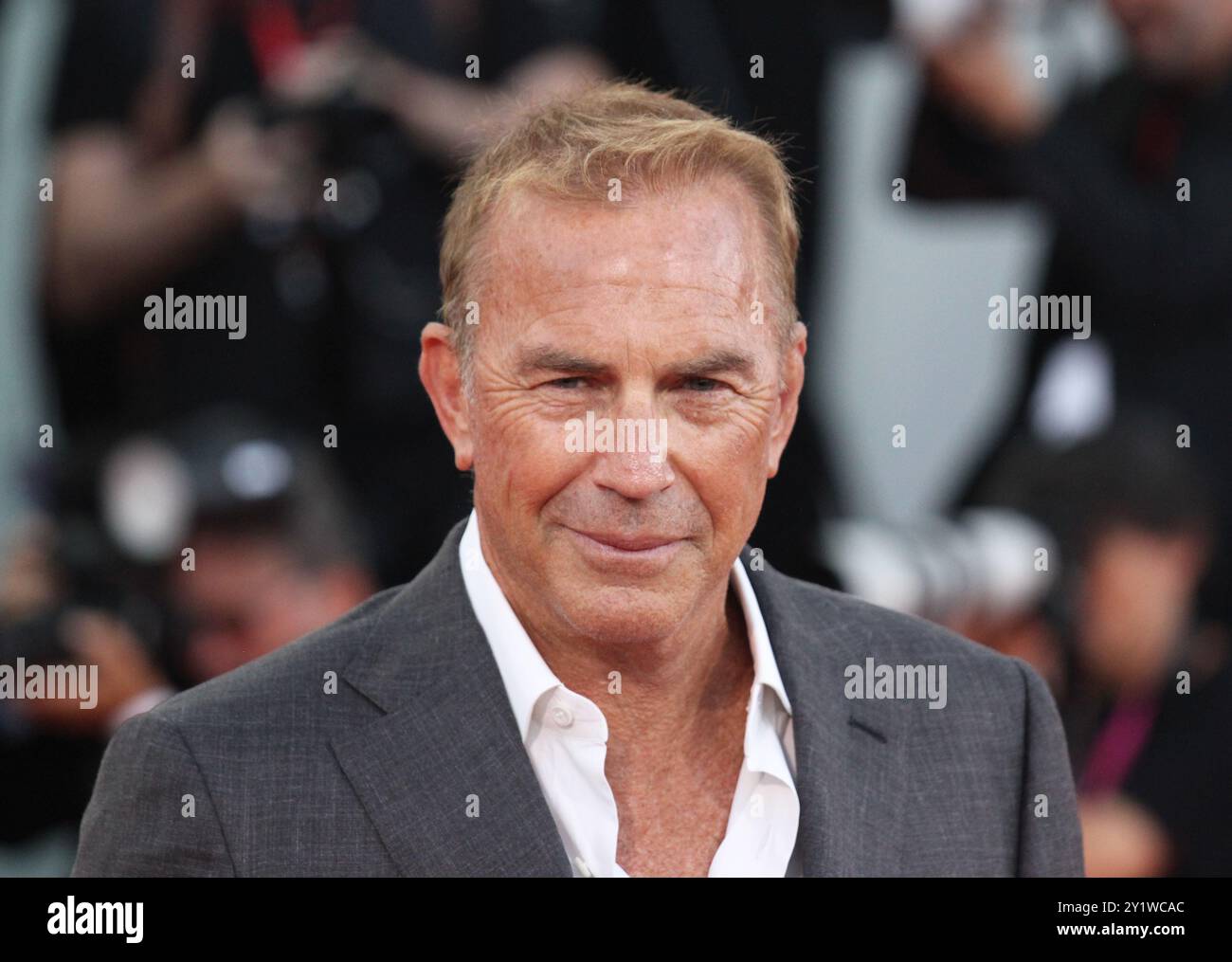 Kevin Costner red carpet finale Venice 2024 mostra del cinema di ...