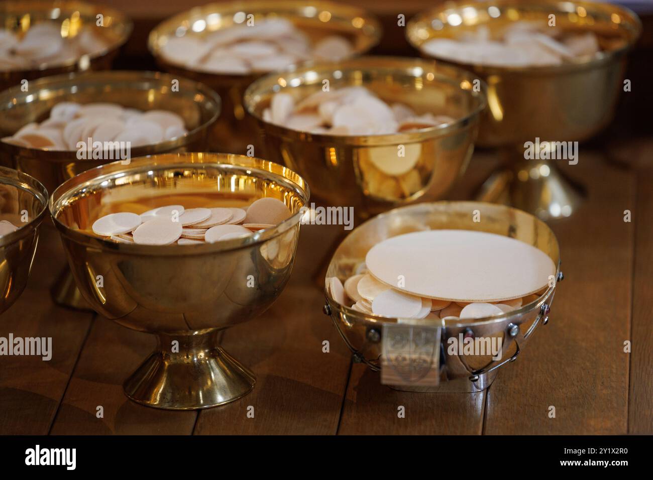 08 September 2024, Lower Saxony, Osnabrück: View of wafers (consecrated ...